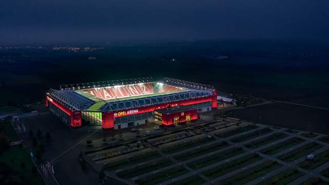 Thorn ilumina el estadio de futbol OPEL ARENA de Mainz - smartlighting