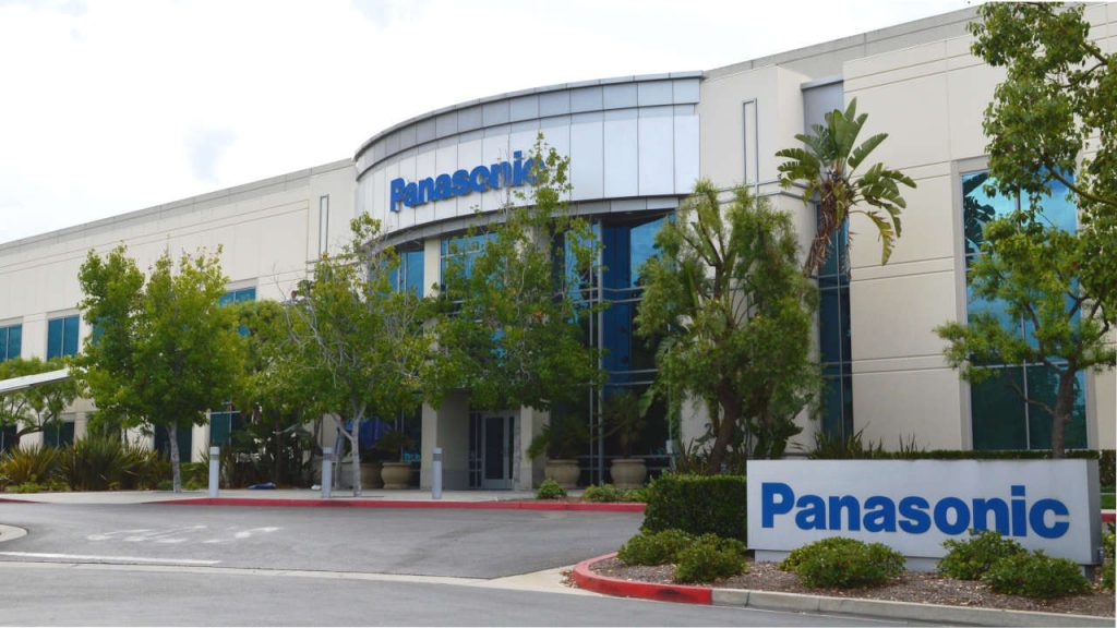 Panasonic completa la transferencia de su negocio de semiconductores
