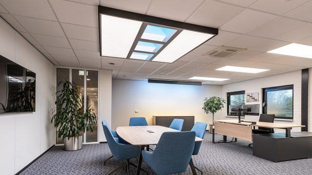 Signify realiza la primera instalación de su sistema de iluminación de ...